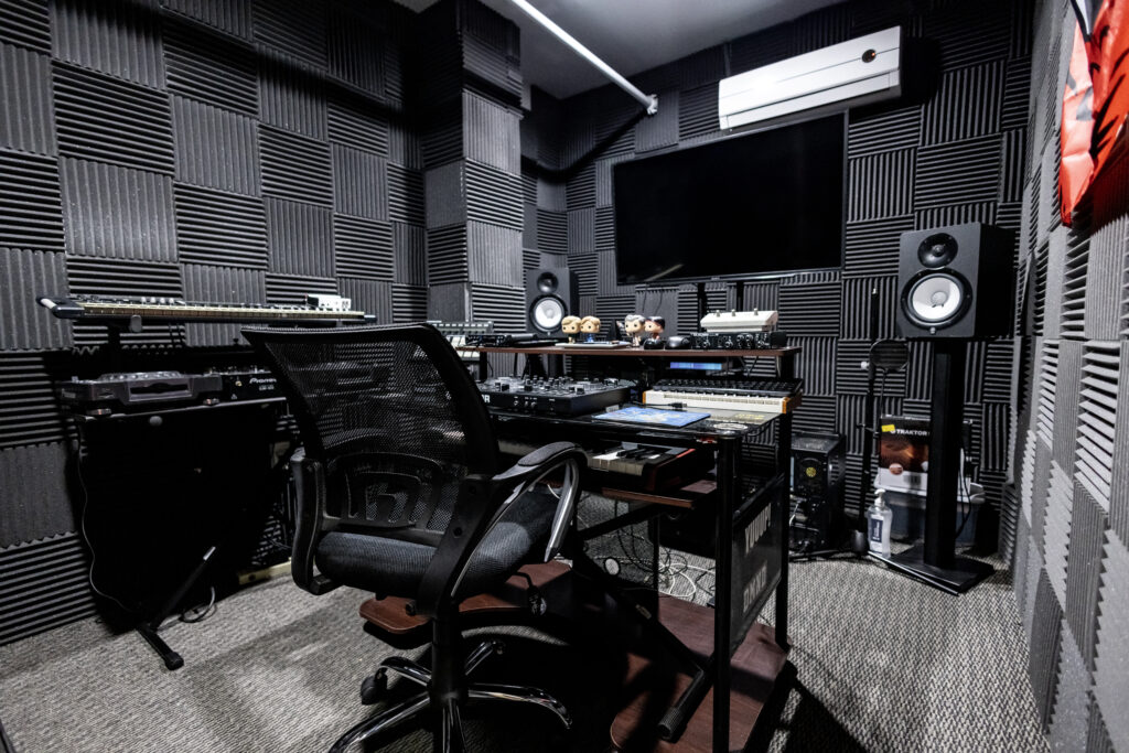 Rehearsal Practice Studio For Bands Lockout Music Studios Ontario Rehearsal Practice Studio For Bands Lockout Music Studios Ontario