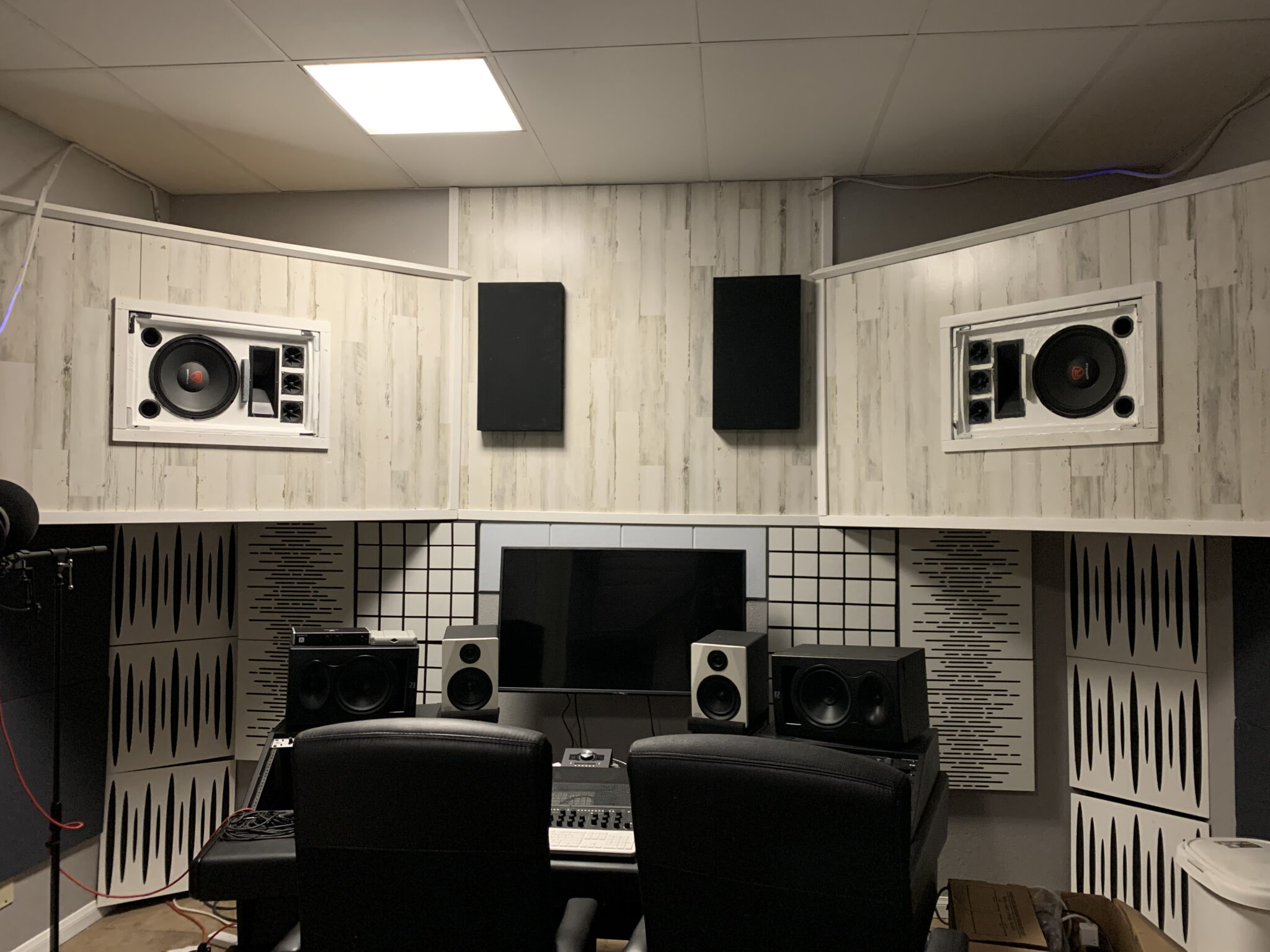 Rehearsal & Practice Studio for Bands - Lockout Music Studios Las Vegas